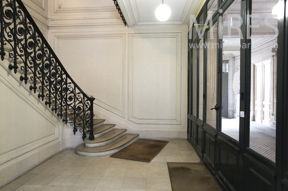 C1622 – Escalier haussmannien | Mires Paris